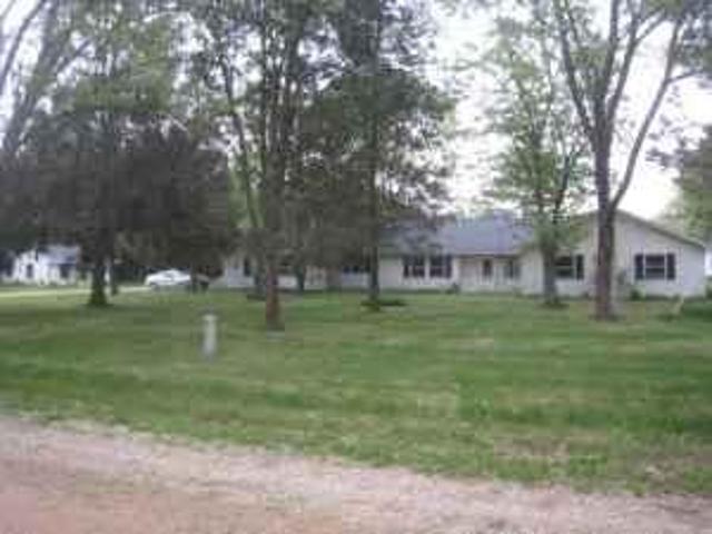 $700 3 bedroom in the county fennville