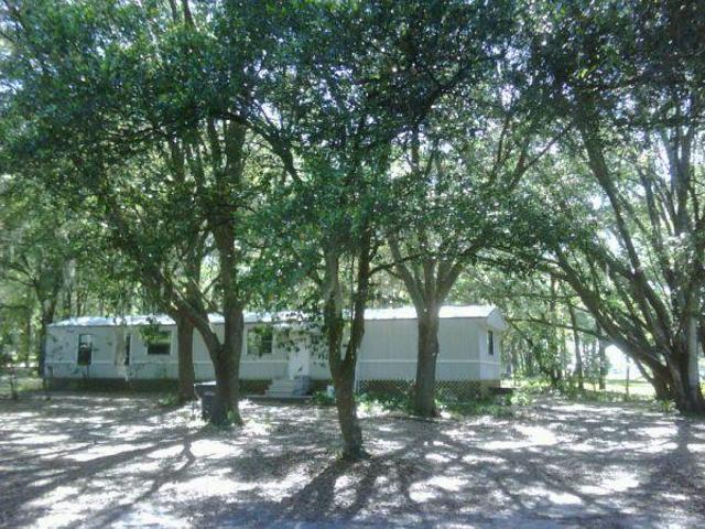 $700 / 3br 1100ft² 3/2 Mobile Home Country Living N. Lakeland