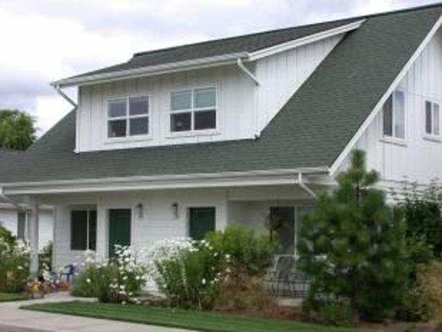 $700 / 3br 1/2 Month FREE Rent at Woodbridge Meadow Dallas