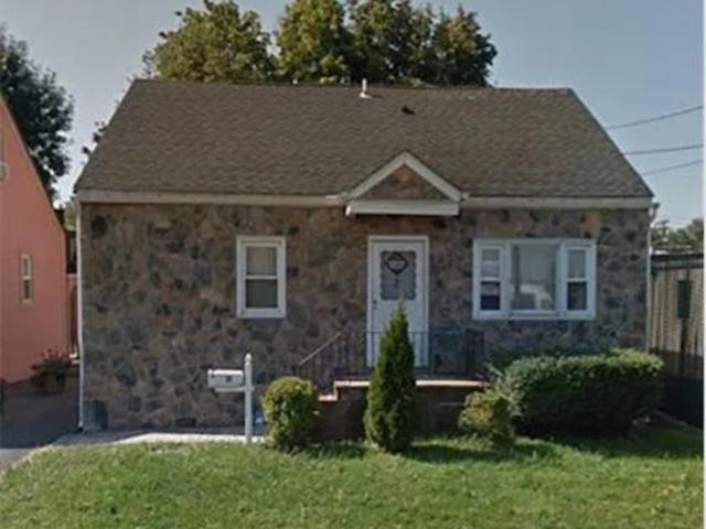 $700 / 120 ft2 Room for Rent–Houseshare Quiet Ho