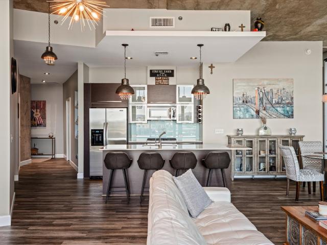 700 12th Ave S # 1206