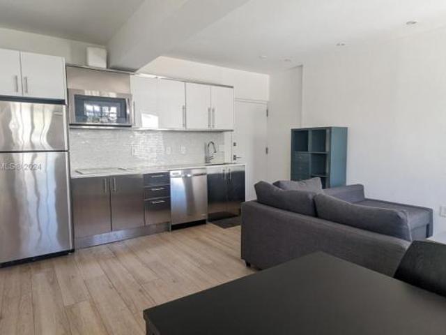 700 16th St #202, Miami Beach, FL 33139