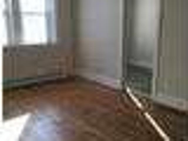 $700 / 1 bedroom Great Deal. MUST SEE!