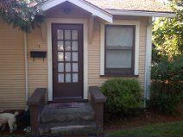 $700 / 1br 550ft² Historic Charmer Ashland map