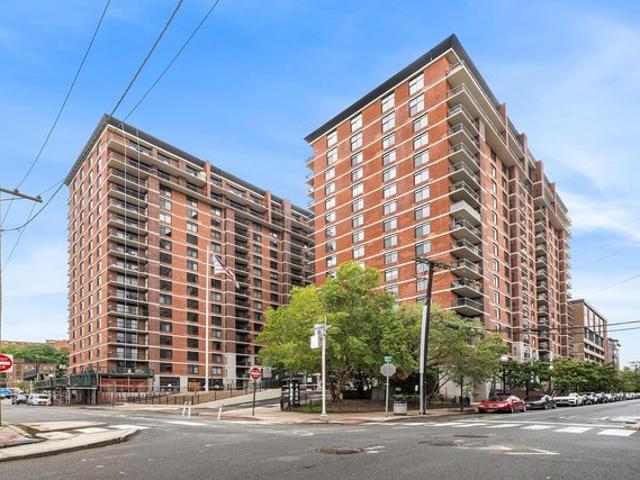 700 1st St Apt 15D, Hoboken, NJ 07030