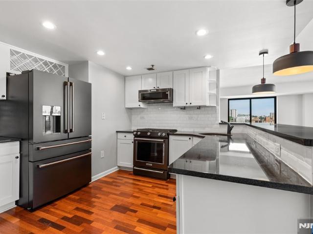 700 1st Street # 11E