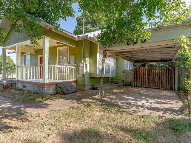 700 2Nd Street