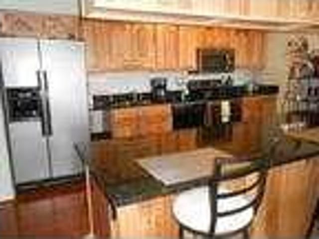 $700 / 2br * Off Season Beach Special
