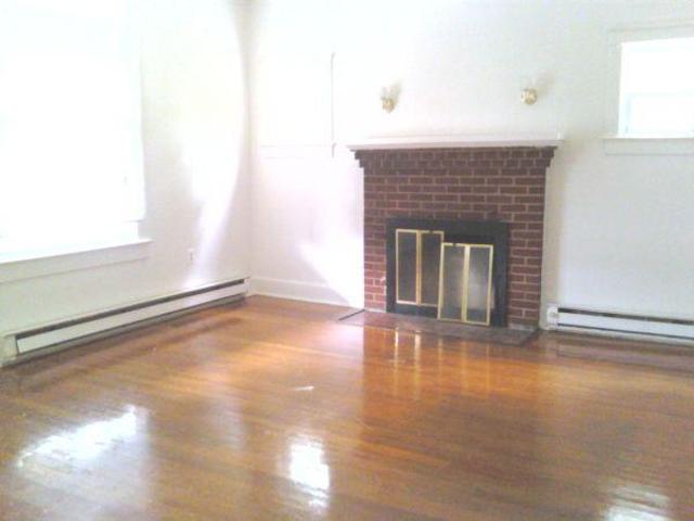 $700 / 2br 1100ft² 2 Bedroom apt w/laundry rm Front Royal, VA
