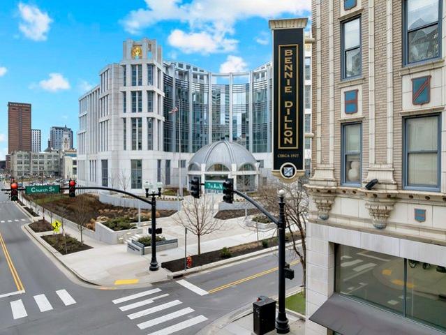 700 Church St Apt 208, Nashville, TN 37203