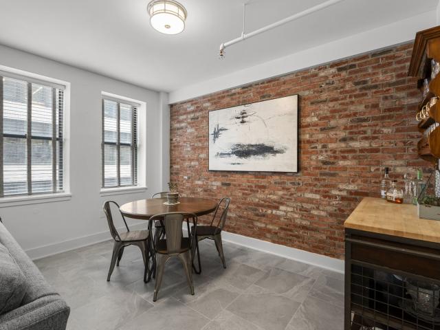700 Church St #305, Nashville, US, TN