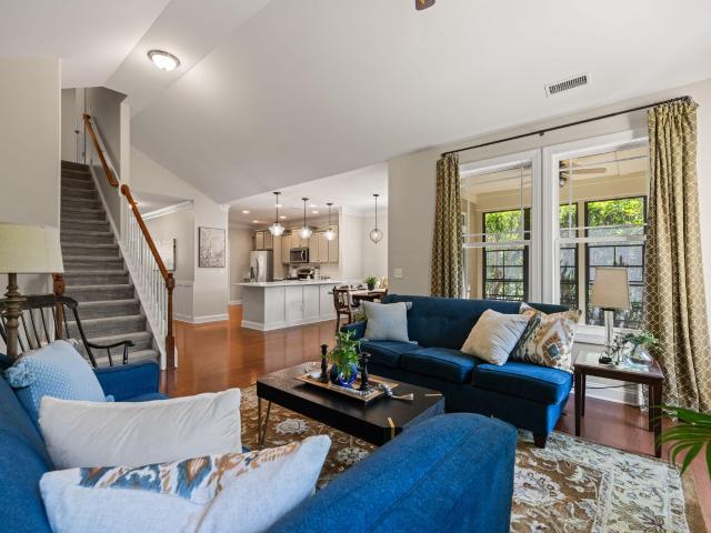 700 Ancient Oaks Drive