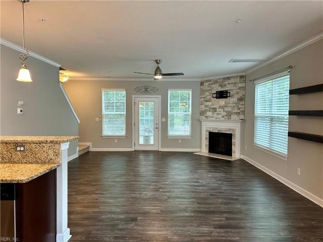 700 Albertine CT
