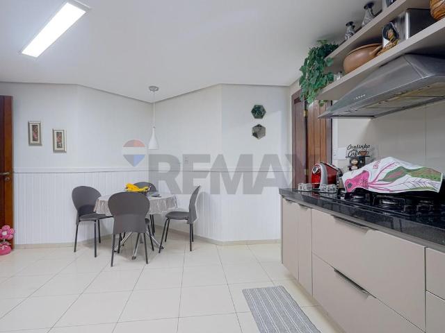700 Área Útil Casa de Condomínio Alugar, 6 Dormitórios localizado em Park Way, Brasília, Distrito Federal, 71735 502 | Brasil