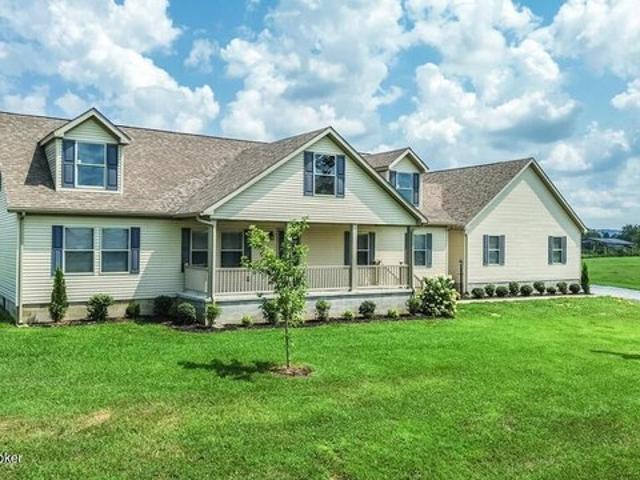 700 Aubrie Blvd, Flemingsburg, KY 41041