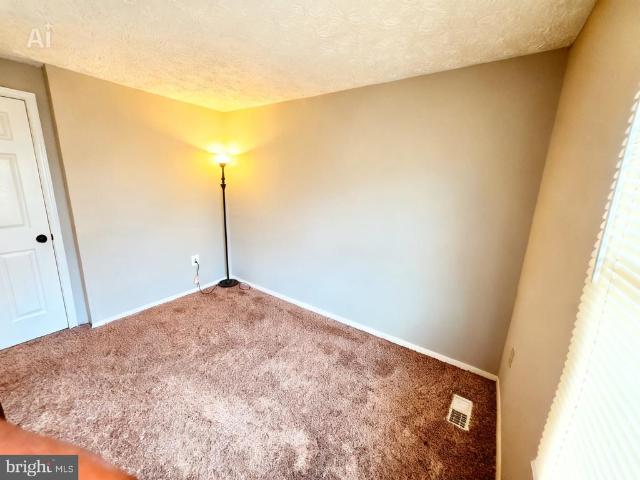 700 Avanti Place