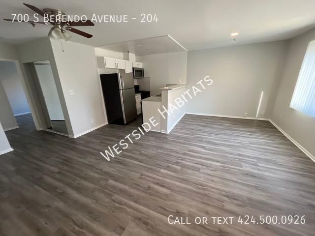 700 Berendo Gorgeous, fully renovated building located in Koreatown