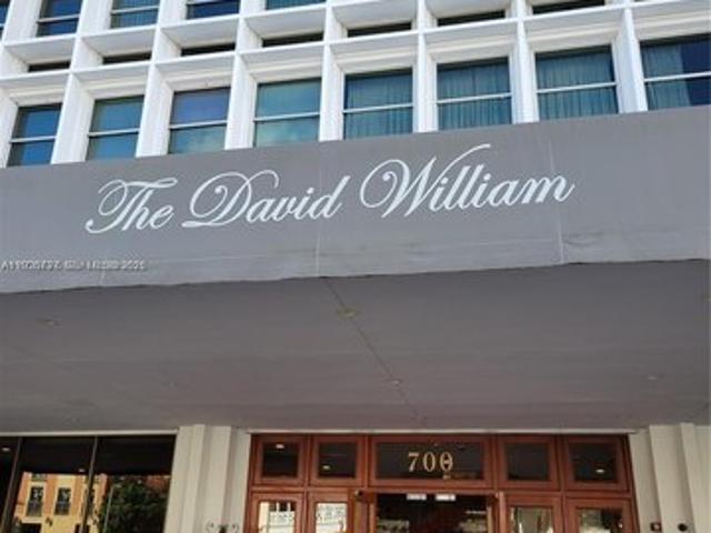 700 Biltmore Way Apt 915, Coral Gables, FL 33134