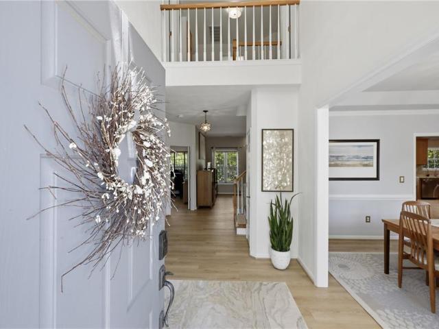 700 Blossom CIR