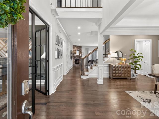 700 Giacomo Drive