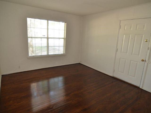 700 Grande Drive