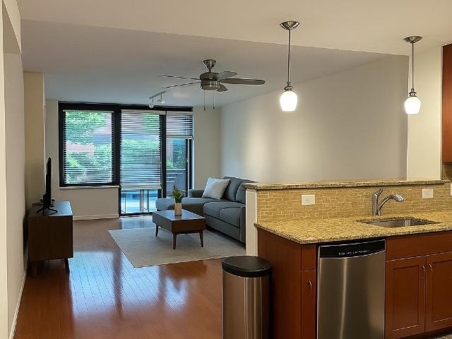 700 Grove St # 2V