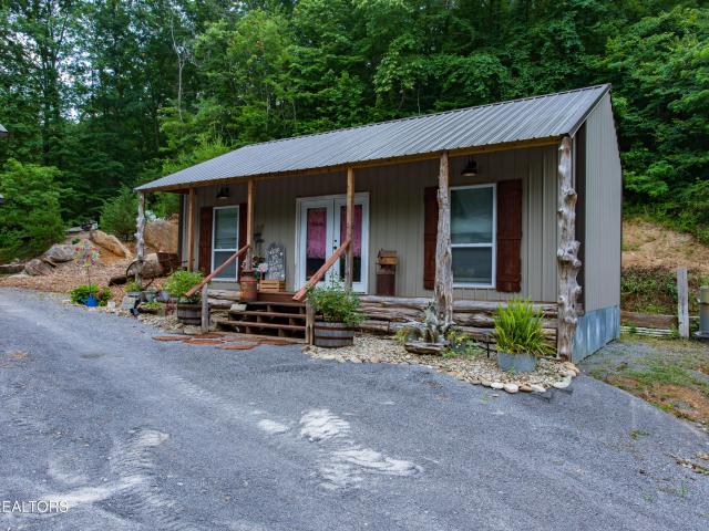 700 Damewood Hollow Rd