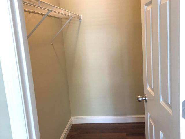700 Daniel Ellis Drive Apt 9105
