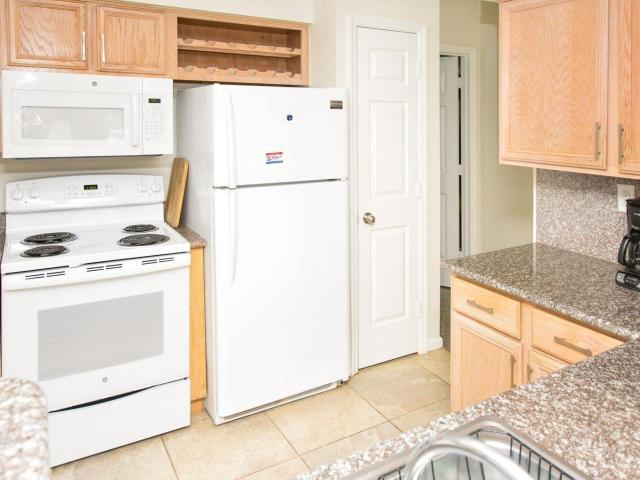 700 Daniel Ellis Drive 5201