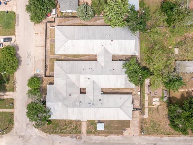700 Dyer St