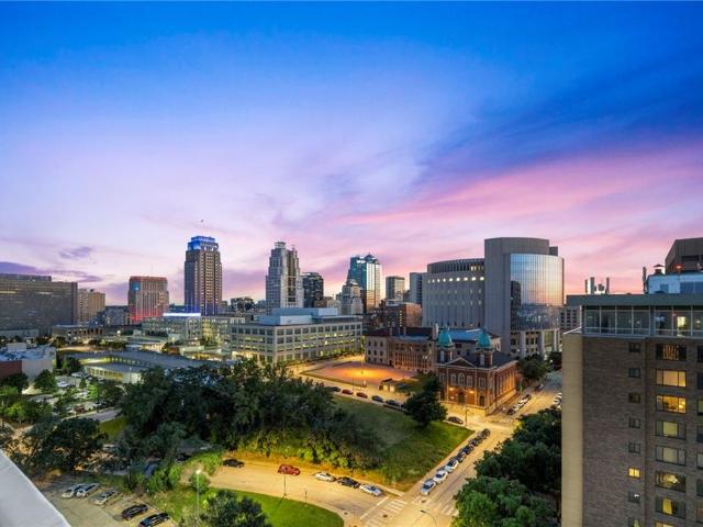 700 E 8th Street # PH6