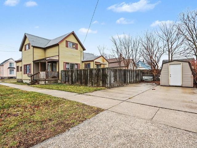 700 E Fulton St, Bay City, MI 48706