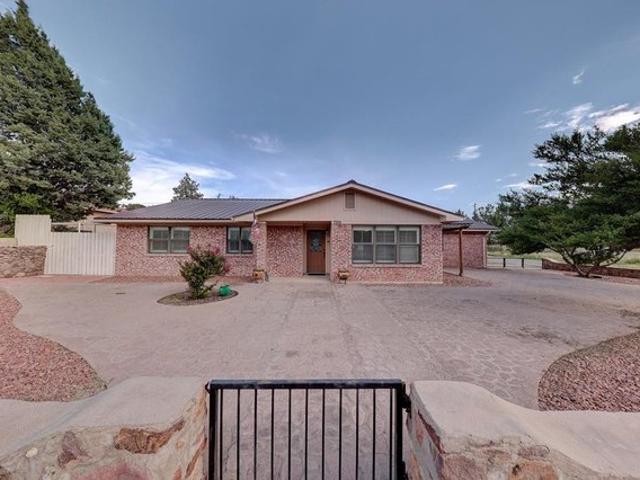 700 E Hancock Ave, Alpine, TX 79830