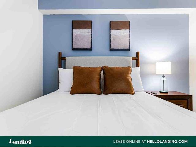 700 E Kilbourn Avenue 3 Bedroom Apartment for Rent at 700 E Kilbourn Ave, Milwaukee, WI 53202 Juneau Town