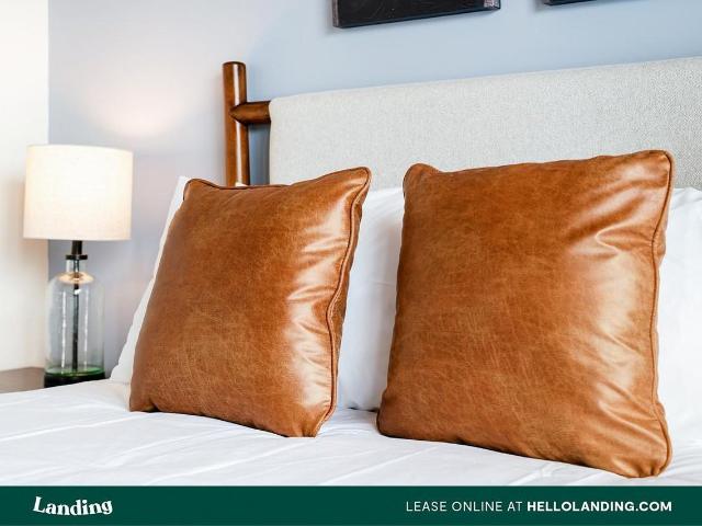 700 E Kilbourn Avenue 1 Bedroom Apartment for Rent at 700 E Kilbourn Ave, Milwaukee, WI 53202 Juneau Town