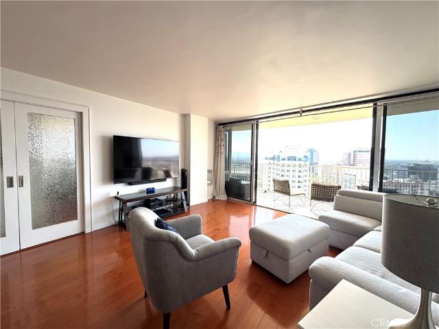 700 E Ocean Blvd, Unit 2801, Long Beach, CA 90802 | MLS #PW26030 | Compass