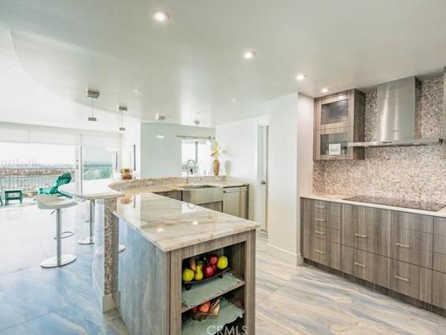 700 E Ocean Blvd #3008, Long Beach, CA 90802