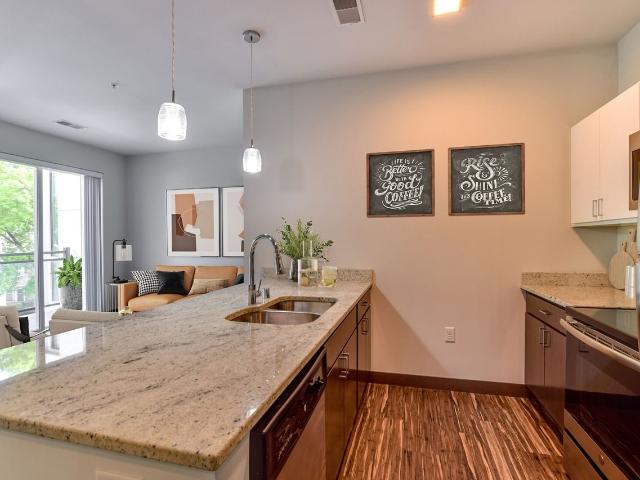 700 East Apartments 1 Bedroom Apartment for Rent at 719 E Johnson St, Madison, WI 53703 Tenney Lapham