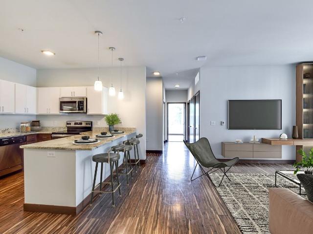 700 East Apartments 2 Bedroom Apartment for Rent at 725 E Johnson St, Madison, WI 53703 Tenney Lapham