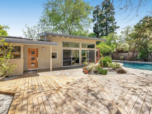 700 Elmwood Dr, Davis, CA