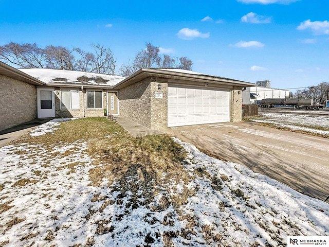 700 Folsom Ln, Lincoln, NE 68522
