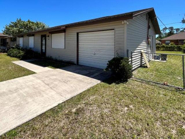 700 Fernandina St NW, Palm Bay, FL 32907