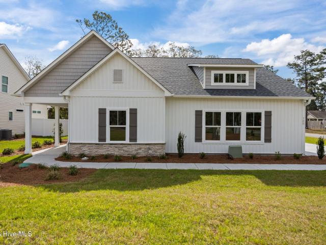 700 Fifty Lakes Dr, Southport, NC 28461 | MLS #100553