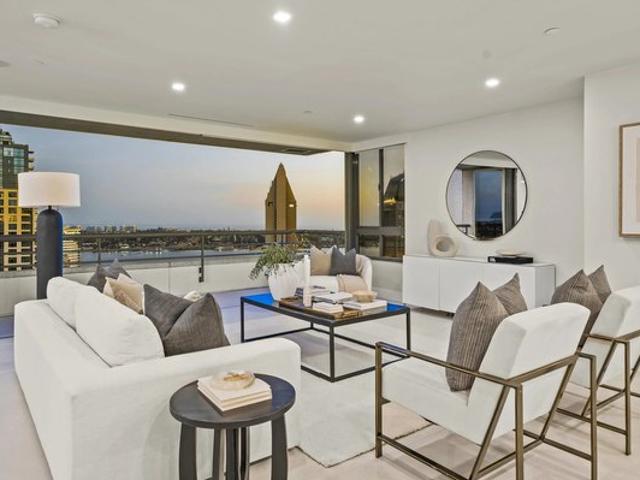 700 Front St Unit 2303, San Diego, CA 92101
