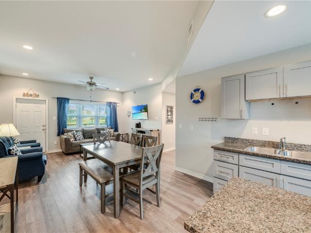 700 Island Retreat Ct, Unit 51, Port Aransas, TX 78373 | MLS #472097