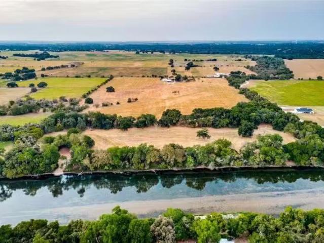 700 Jake Sparks Drive, Waco, TX 76705 657474802