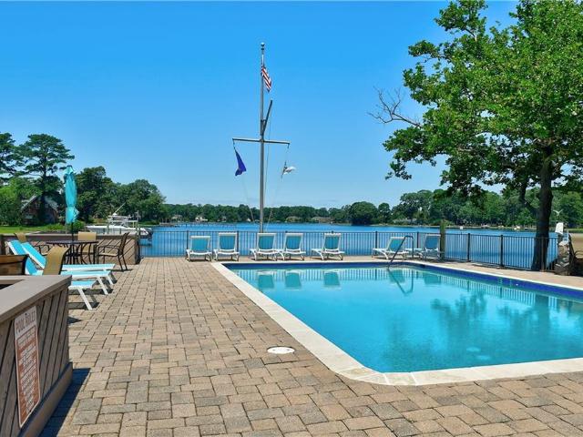 700 Oriole DR # 514