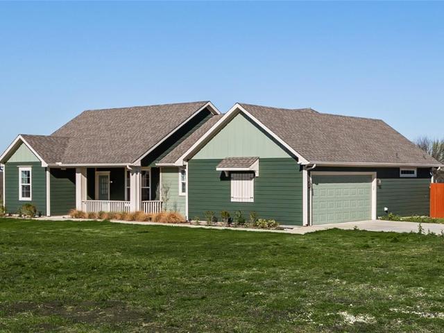 700 Lathem Blvd, Venus, TX 76084 | MLS #21208 | Compass