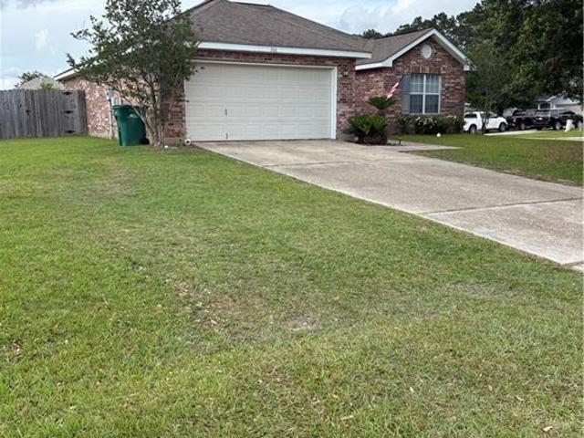 700 Lakeview Lane