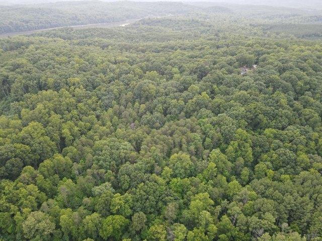 Leesville Lake Dr, Pittsville, VA 24139